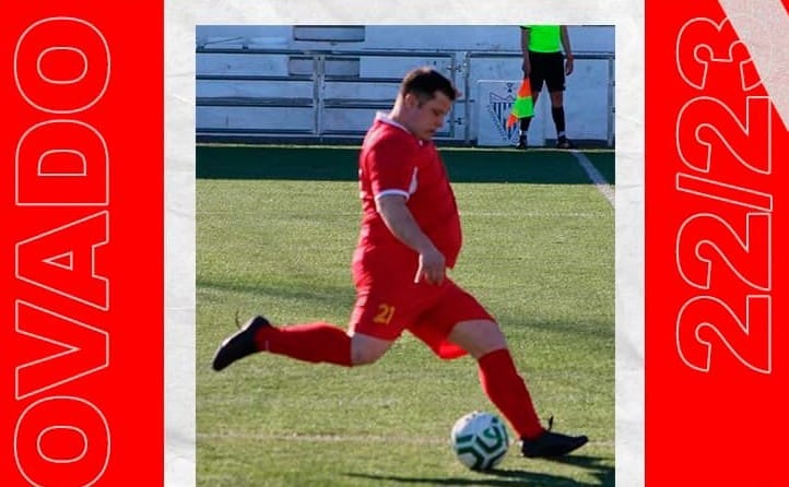 Javi Herrera seguirá vistiendo la camiseta del Recre una temporada más - Albero y Mikasa
