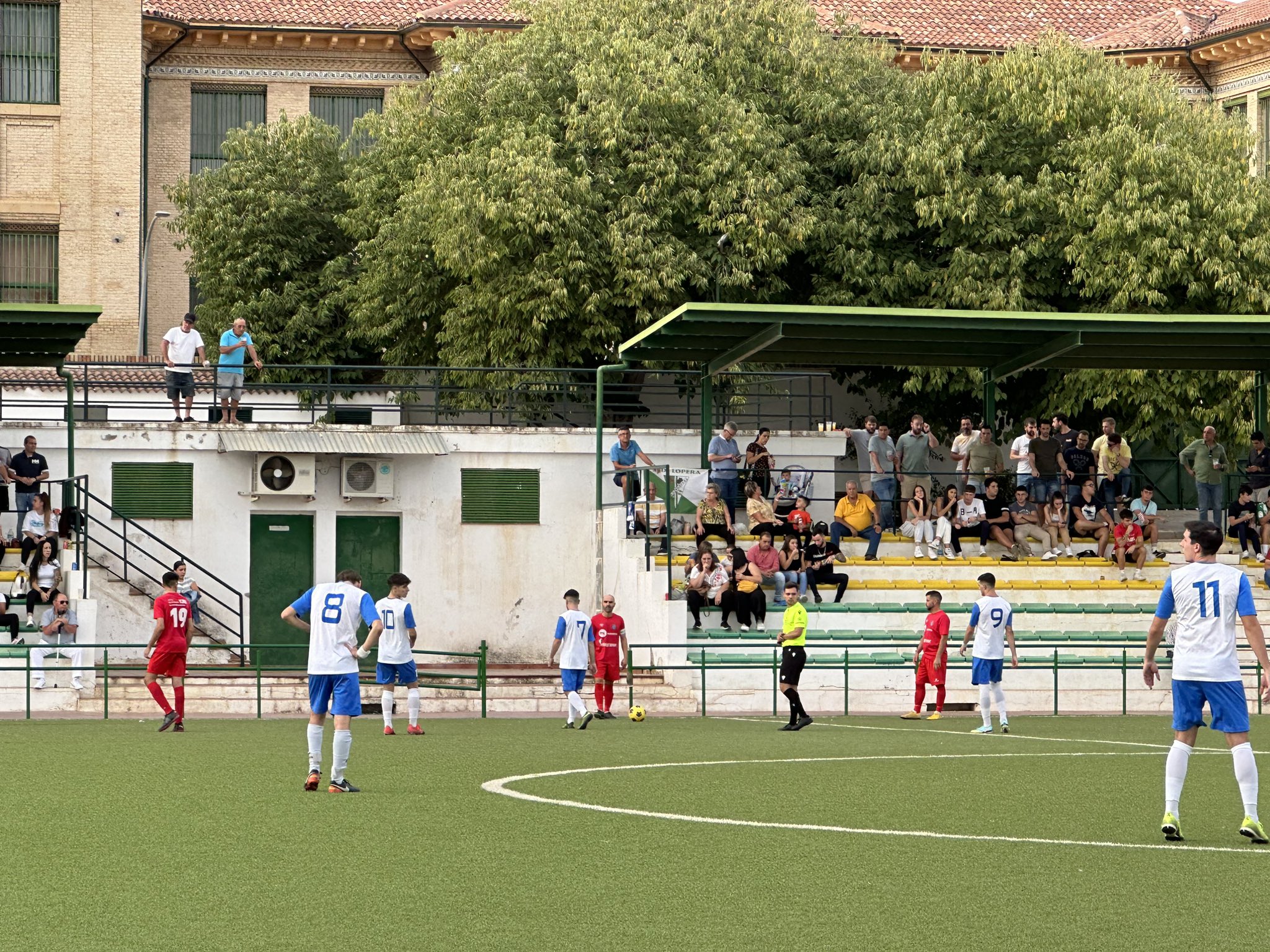El AD Lopera, imparable al frente del grupo tres de Segunda Andaluza Jaén - Albero y Mikasa