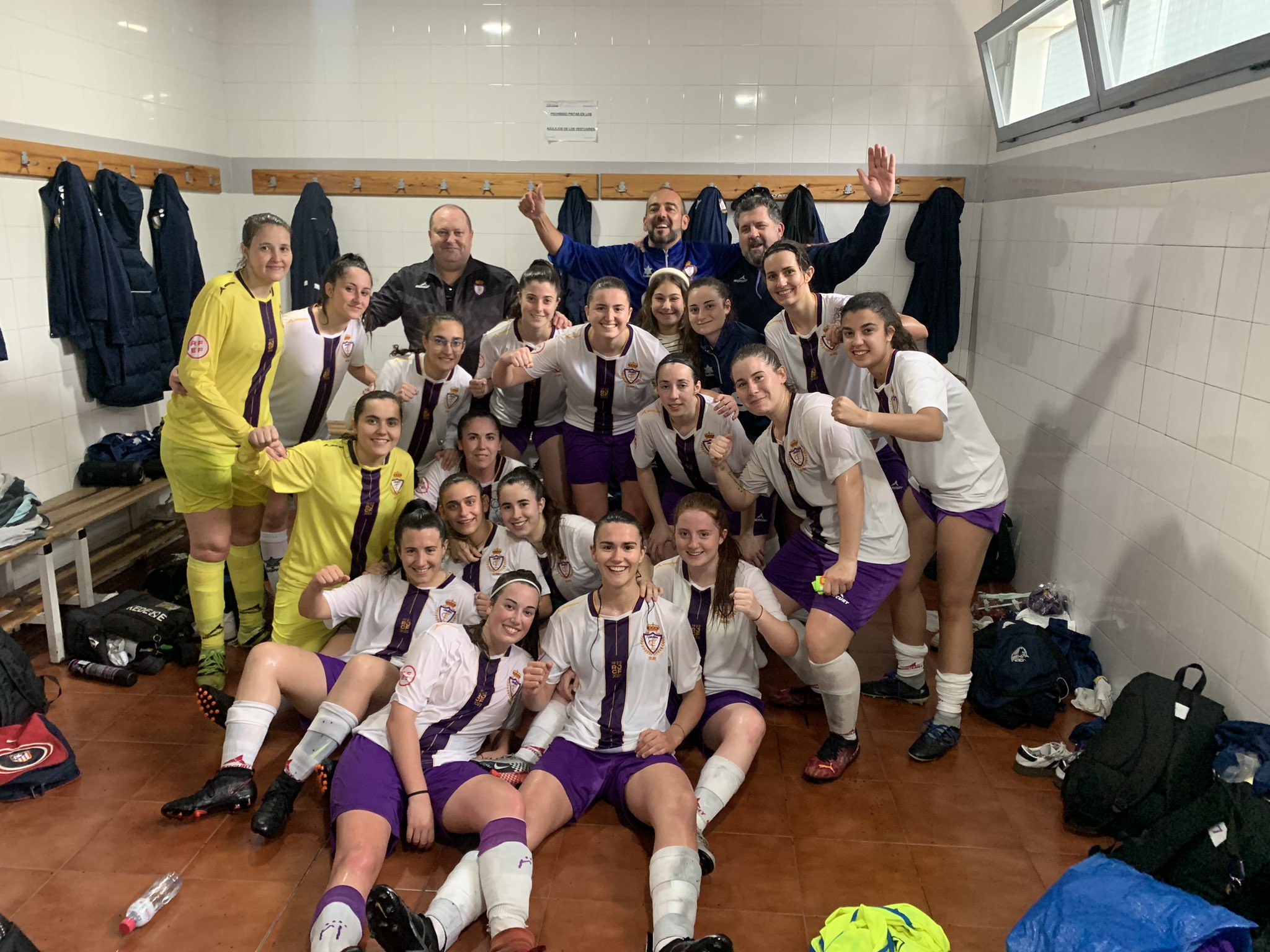 El Real Jaén Femenino se trae un buen resultado de San Fernando - Albero y Mikasa